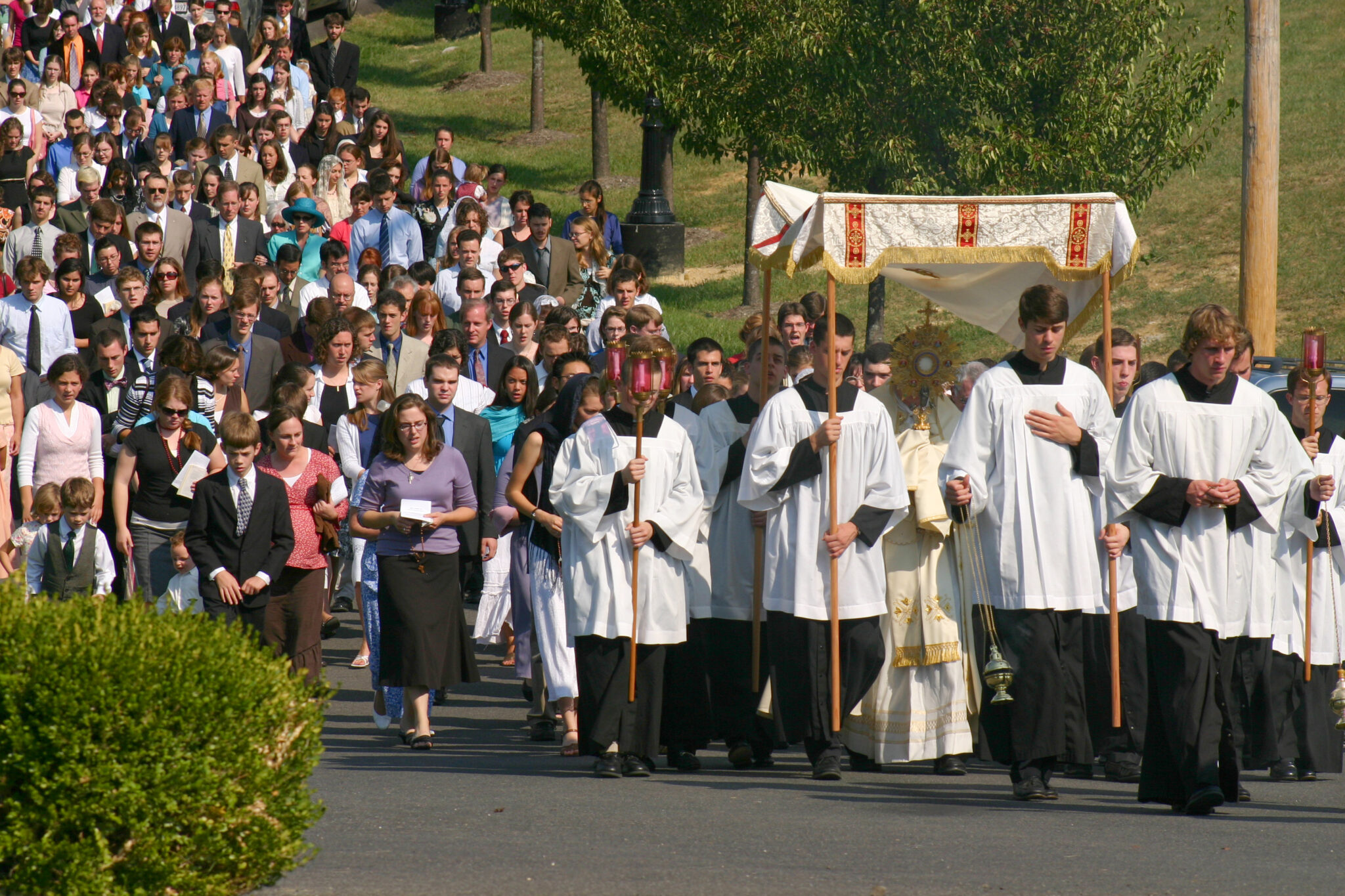 About the Task Force for Eucharistic Education - Eucharistic Education